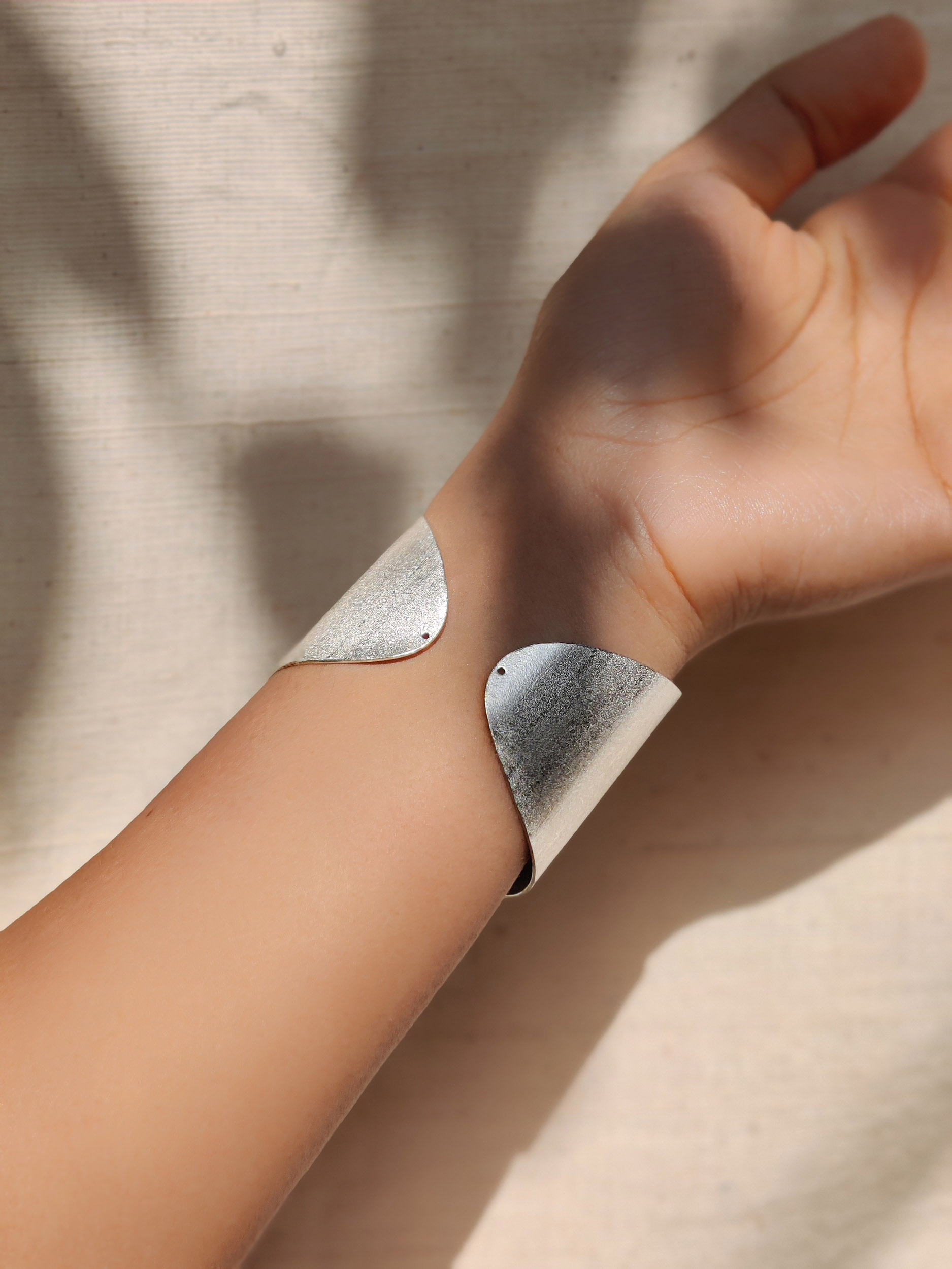 Dina Bangle – Tarshari